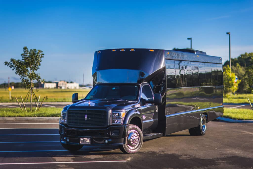 A Local’s Guide to Booking the Perfect Limo in Naples, Florida - VIP Limo